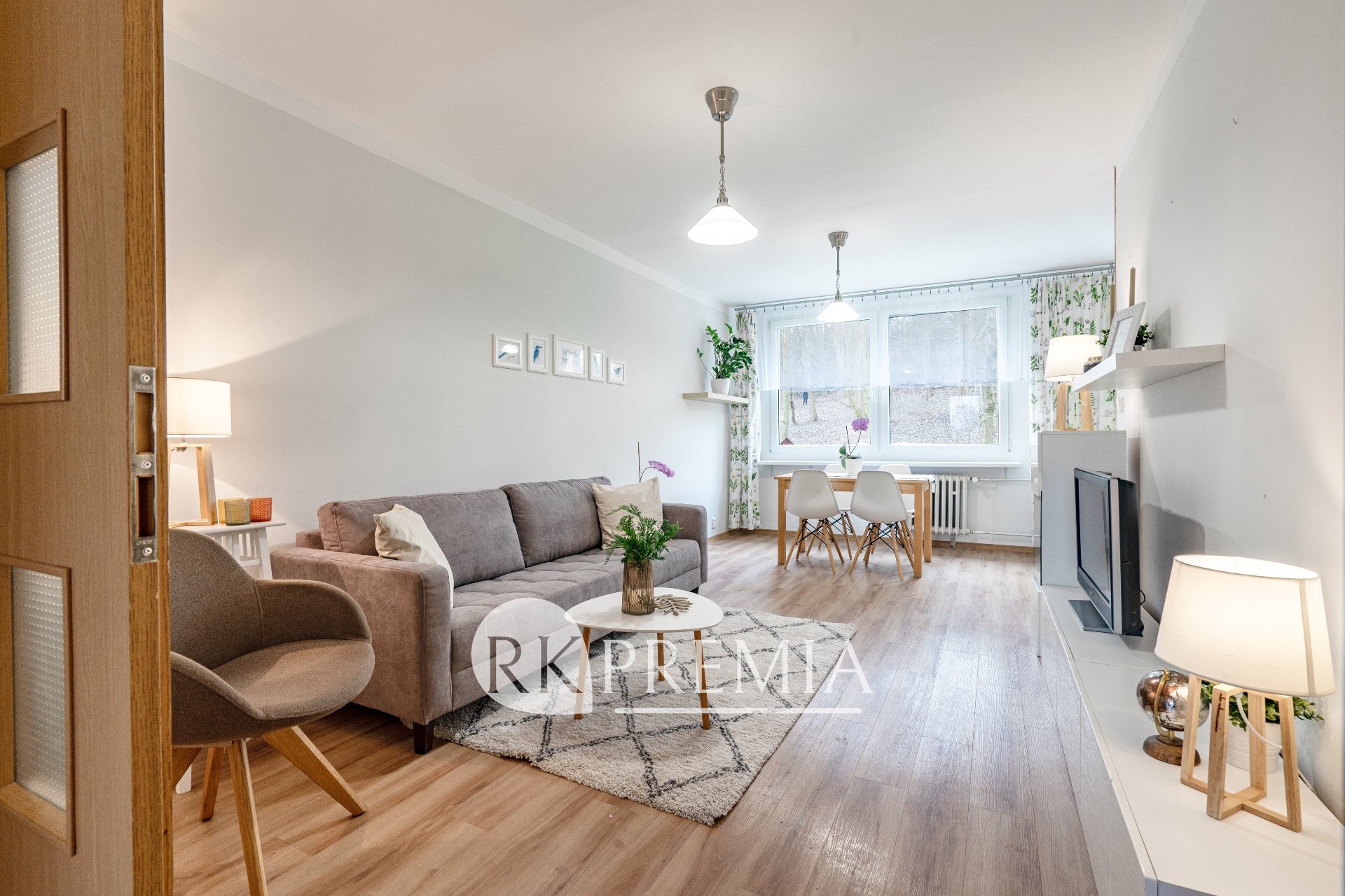 Podnajmuto 3+1, DV, 75 m2, Teplice, Opavská – Realitní kancelář Teplice